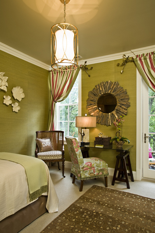 Small is beautiful – Multi use office/guest room